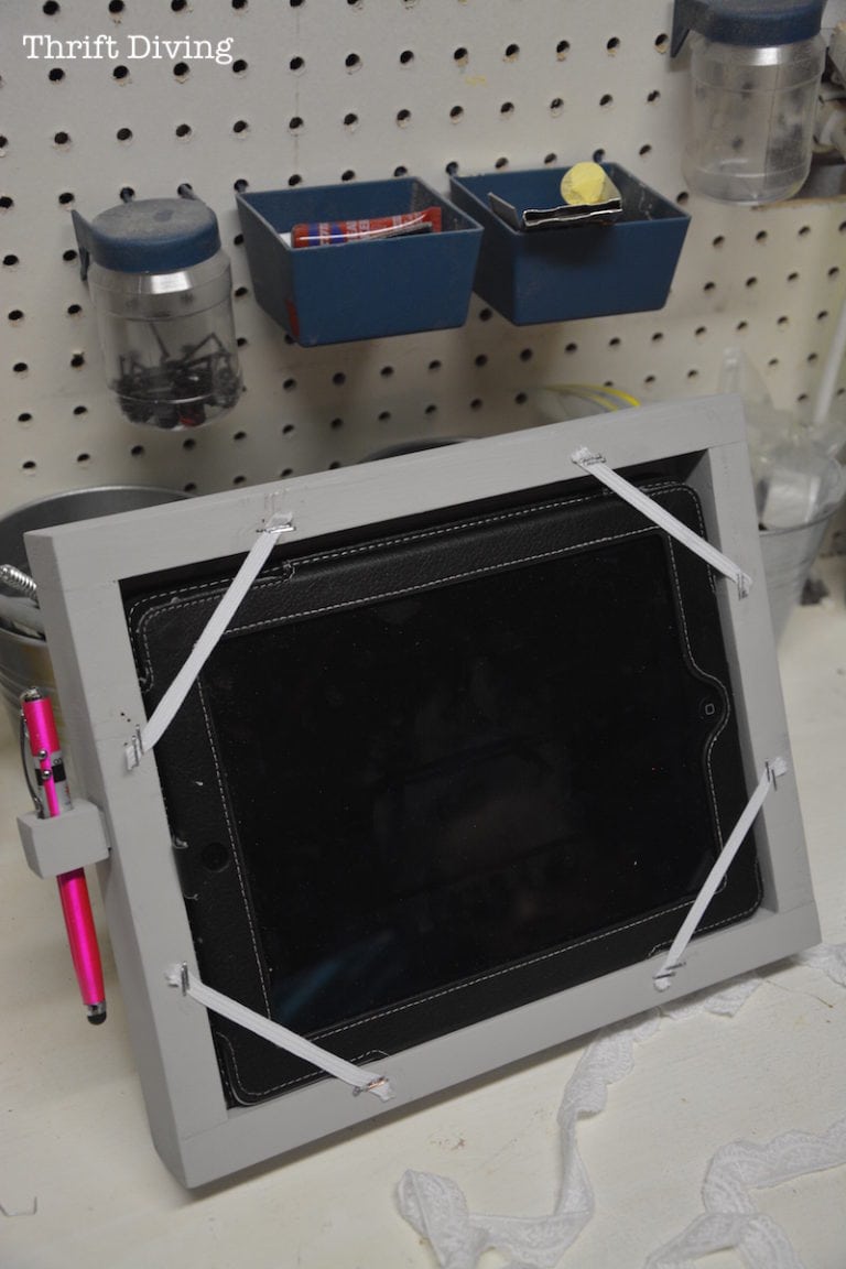 How to Make a DIY Tablet Holder For Your Wall