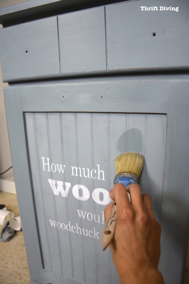 Pretty Wooden Trash Can Makeover From the Thrift Store