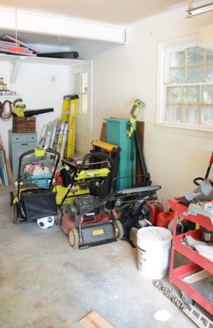 How to Clean and Organize Your Garage With 5 Easy Tips!