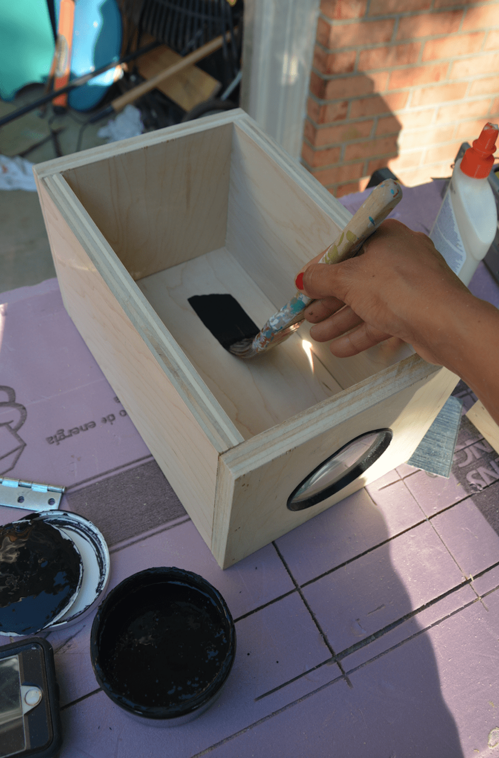 How to Make a DIY Movie Projector For Your Phone