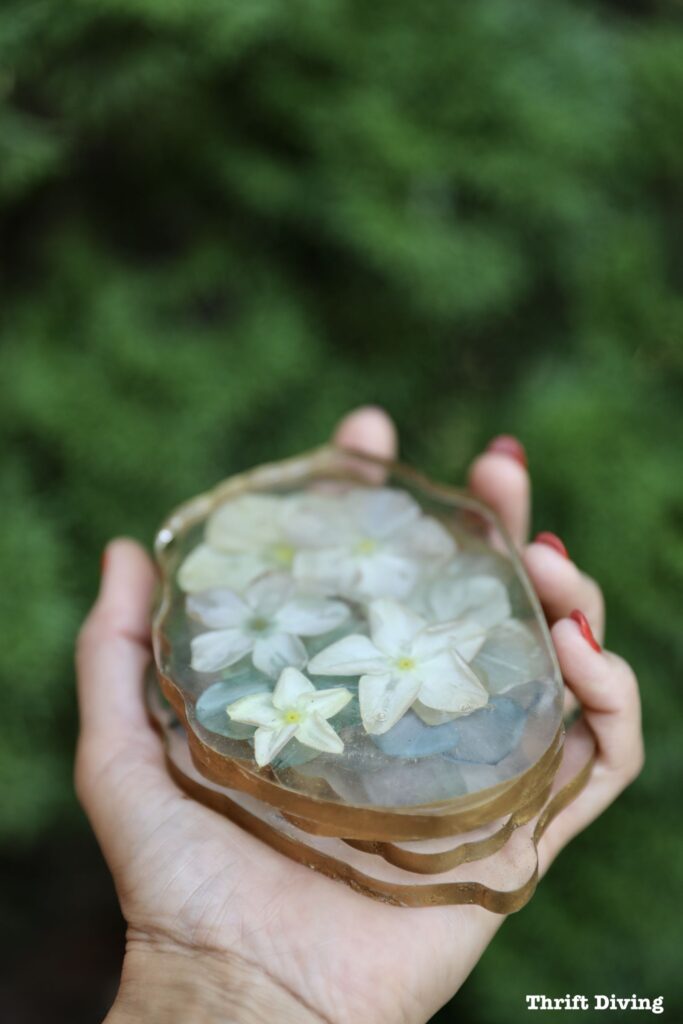 Making Epoxy Art with Flowers: DIY Drink Coasters - Thrift Diving Blog